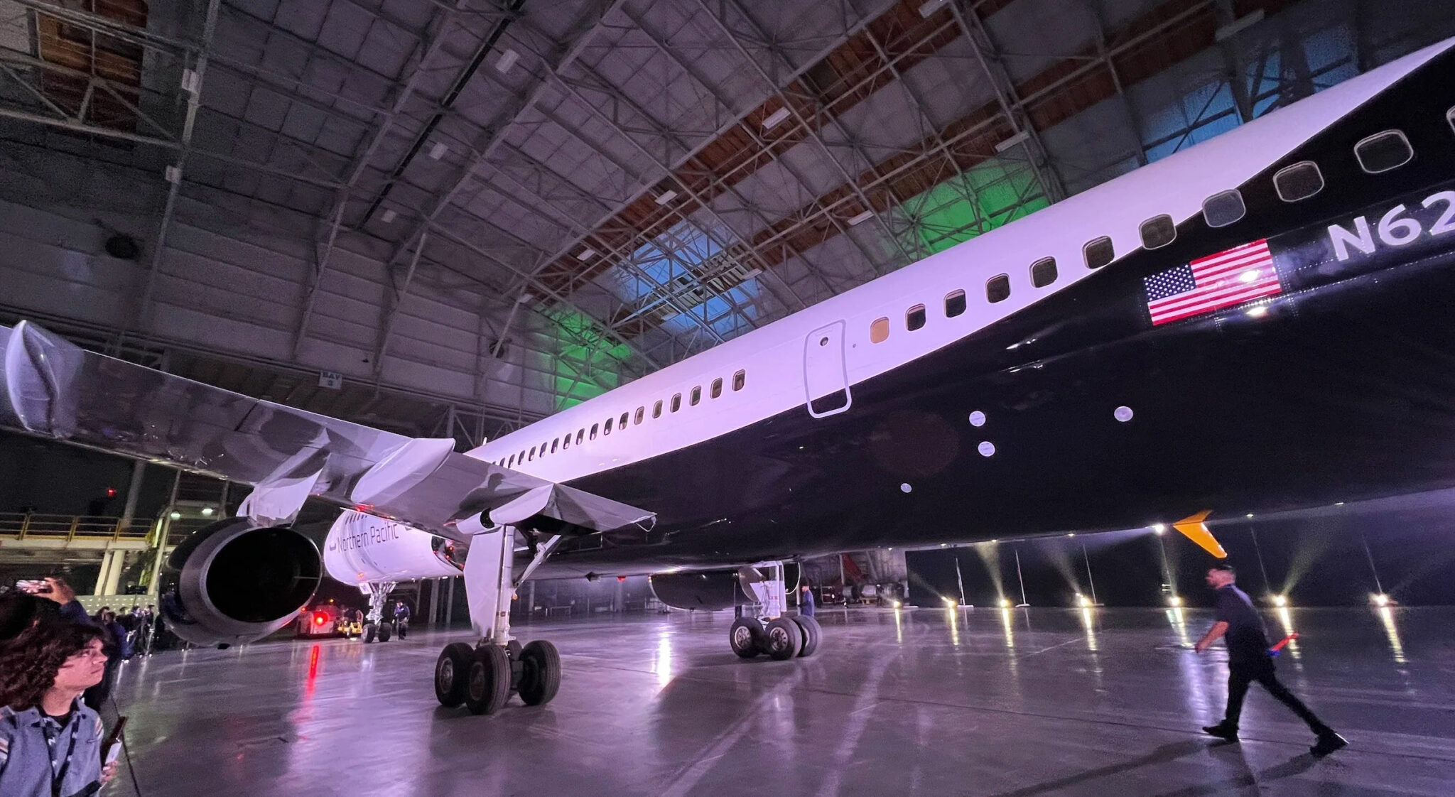 New US airline Northern Pacific Airways unveils its first Boeing 757 in ...